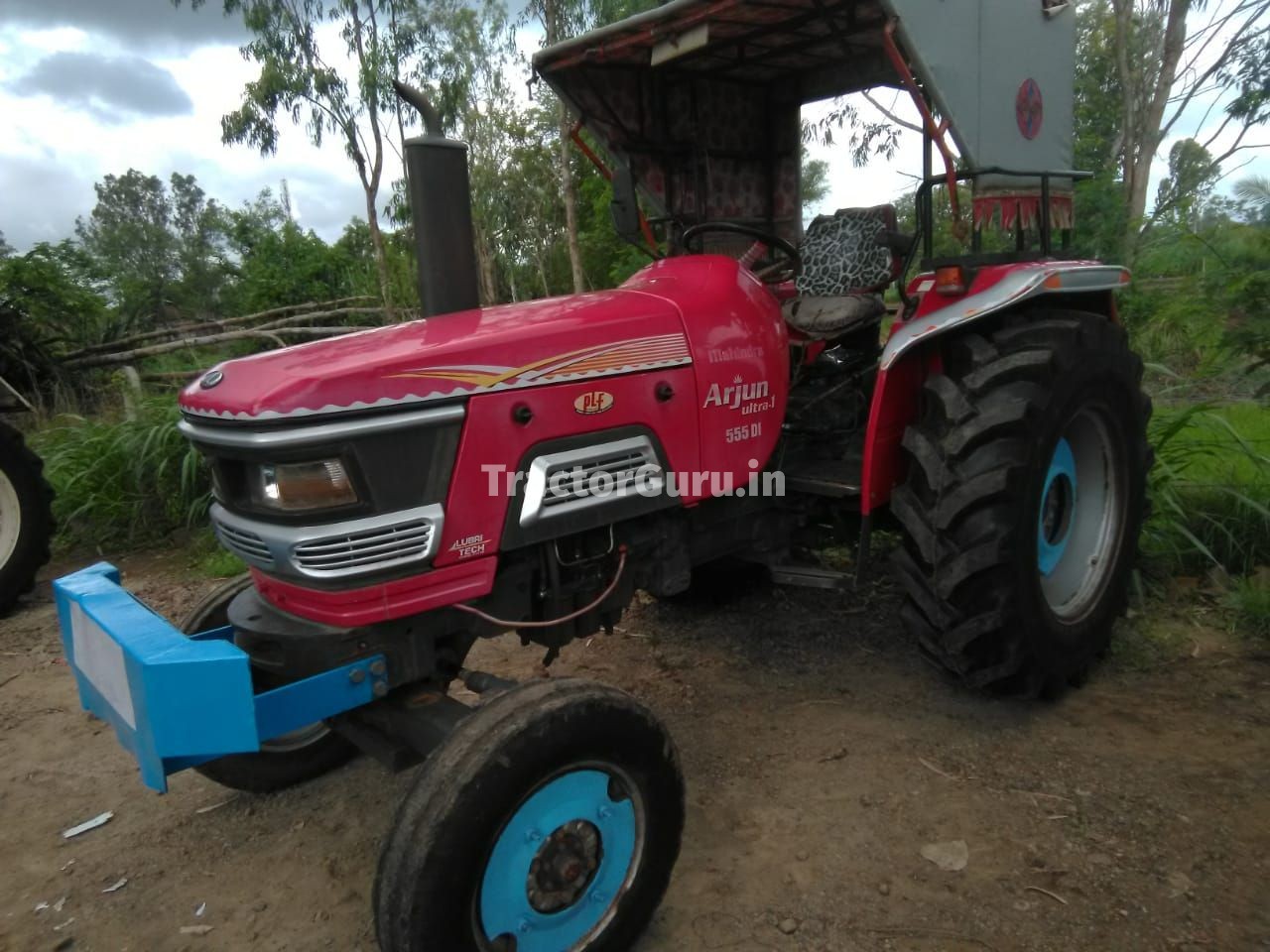Get Second Hand Mahindra 555 DI ARJUN Tractor in Good Condition - 3786